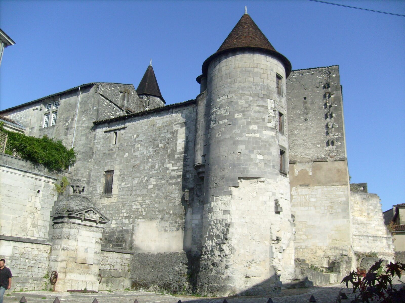 Visit Cognac, France: Top 5 Cognac, France things to do