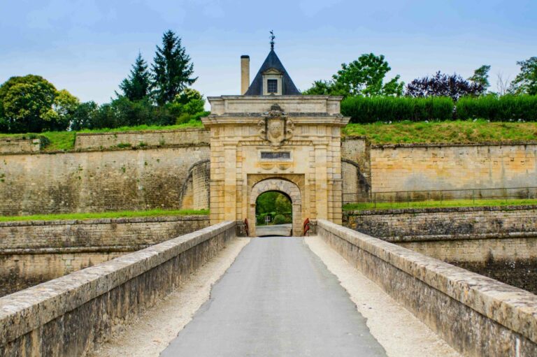 Visiter Blaye ⭐️ Les incontournables à découvrir en 2025