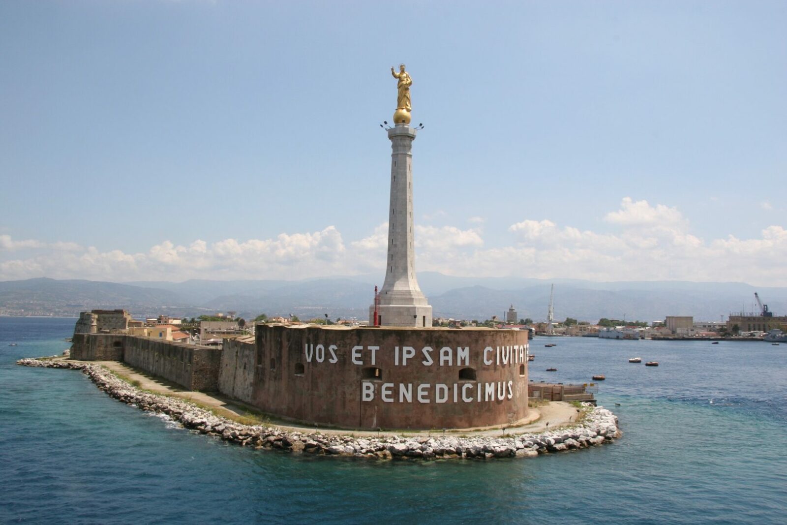 Your Ultimate Travel Guide to visiting Messina Sicily