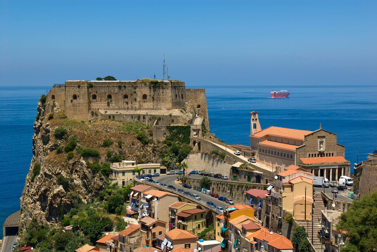 Visiter Scilla, Italie ⭐️ Que faire en Calabre en 2026