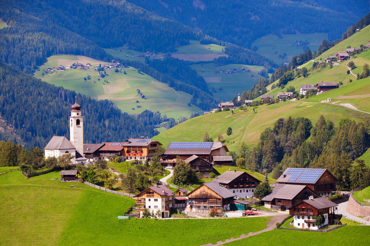 Visiter le Sud-Tyrol ⭐️ Les plus beaux lacs italiens 2026